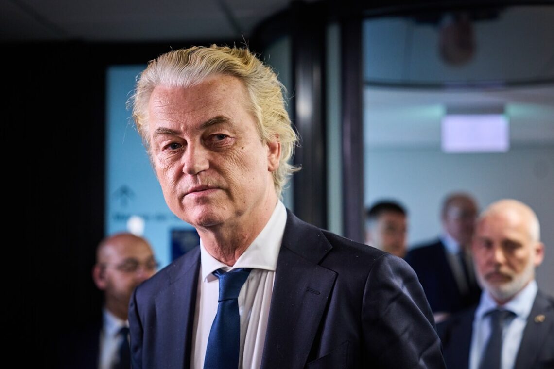 Politieke aardverschuiving: JA21 stijgt spectaculair in nieuwe cijfers – ‘Rechts aan kop’